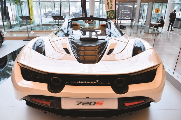 StriveME - الكشف عن ماكلارين 720S سبايدر في الكويت